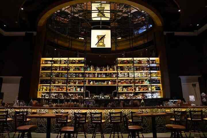 Town Hall Restaurant in Lower Parel,Mumbai - Order Food Online - Best ...