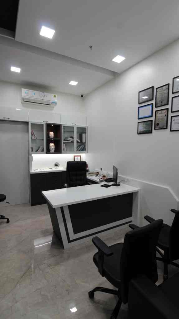 Dr. Saumil Shah in Borivali West,Mumbai - Best Cosmetic Surgeon Doctors ...