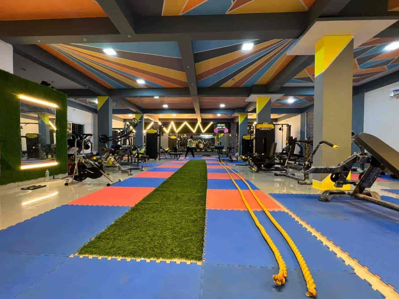 Vip gym store