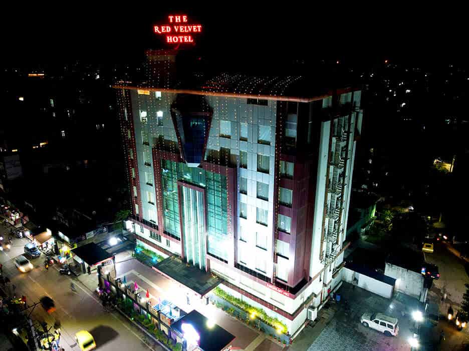 Book The Red Velvet Hotel Samparn in Kidwaipuri,Patna - Best Hotels in ...