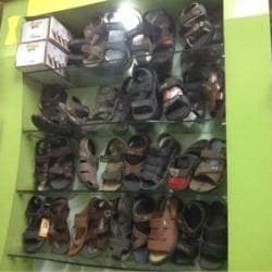Diamond Shoe Mart in Pirangut,Pune - Best Campus-Shoe Dealers near me ...