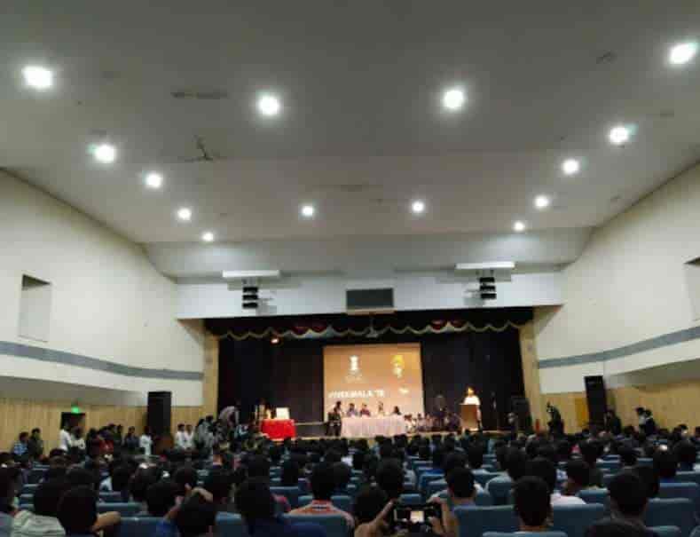 Coep Main Auditorium in Camp,Pune - Best Auditoriums near me in Pune ...