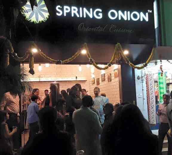 Spring Onion in Deccan Gymkhana,Pune - Order Food Online - Best Chinese ...