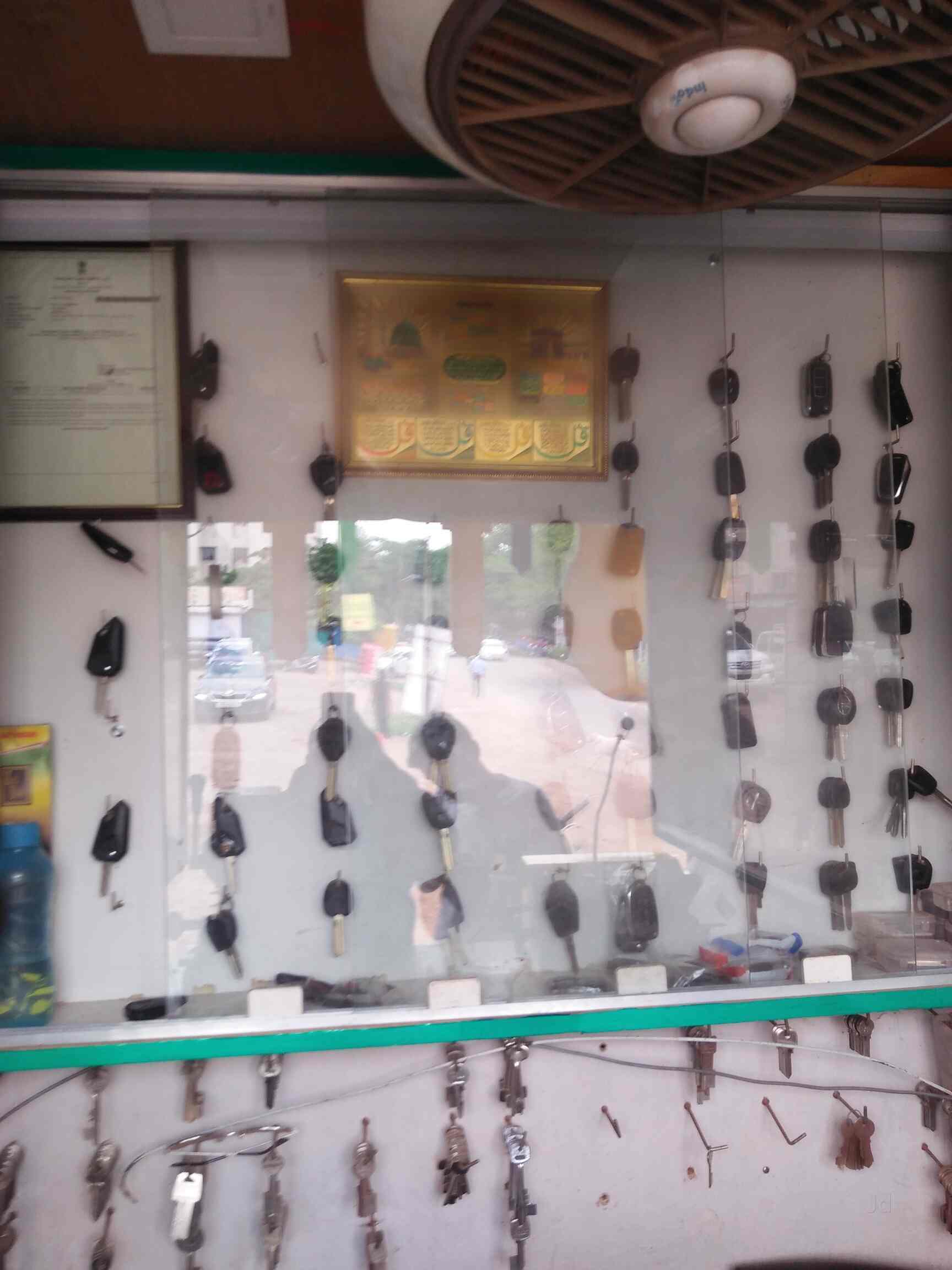 Maharashtra Lock and Key Maker in Viman Nagar,Pune - Best Computerised ...