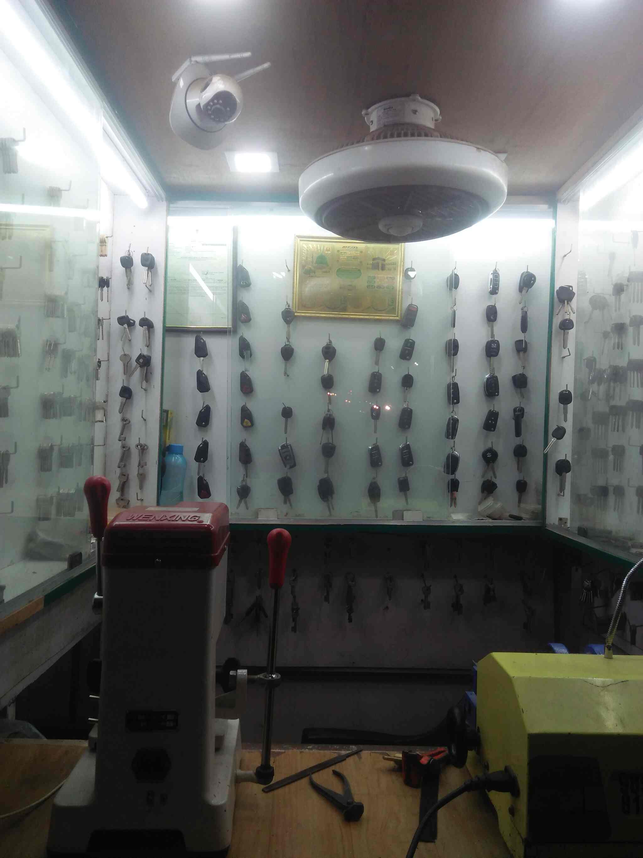 Maharashtra Lock and Key Maker in Viman Nagar,Pune - Best Computerised ...