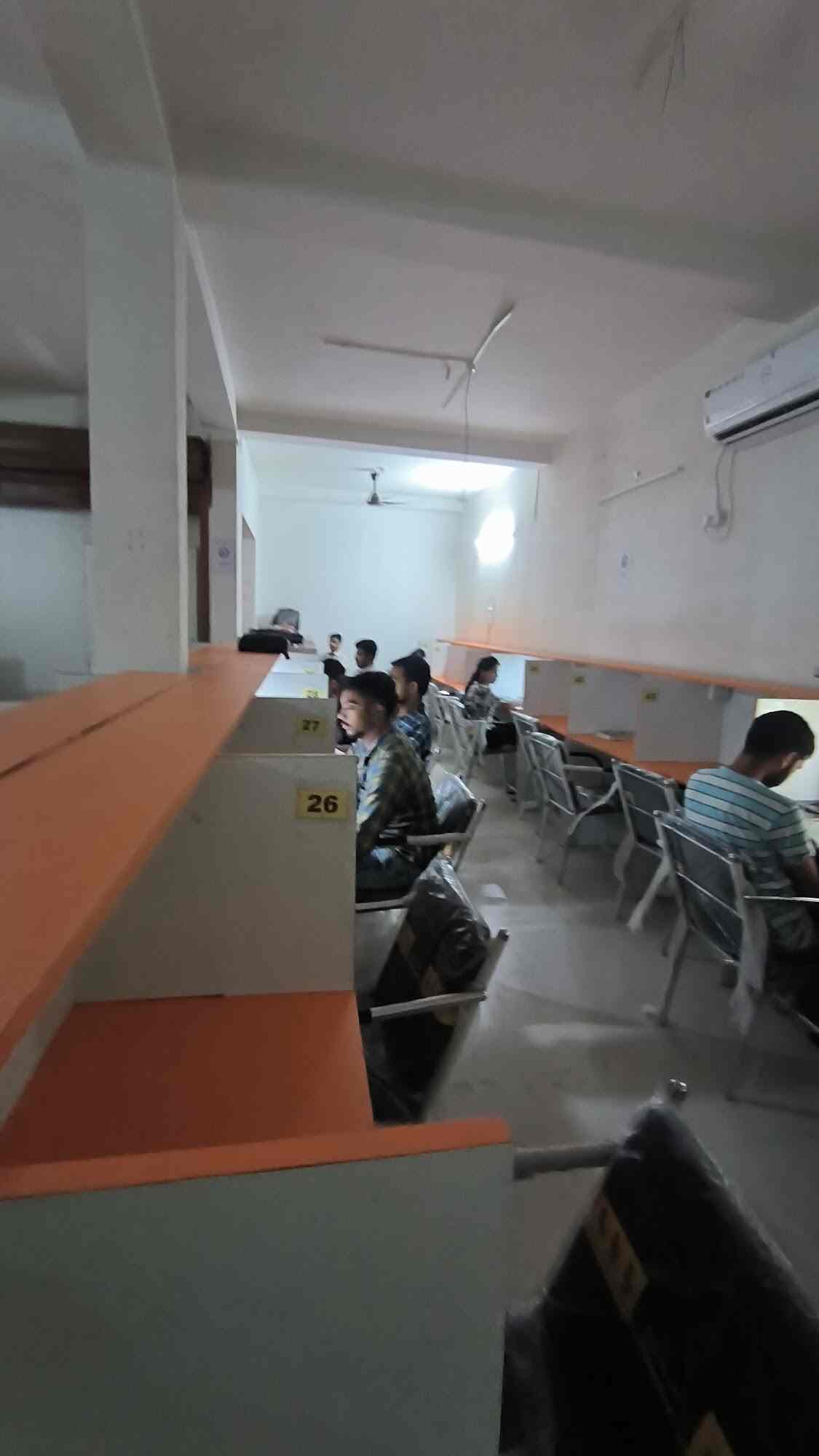 Bharat Library in Kathartoli,Ranchi - Best Libraries near me in Ranchi ...
