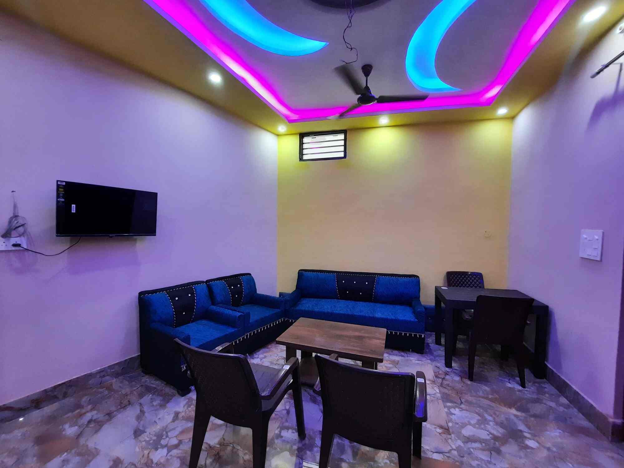 Book Dd Homes in Near Iron Bridge,Rishikesh - Best Home Stay in Rishikesh - Justdial