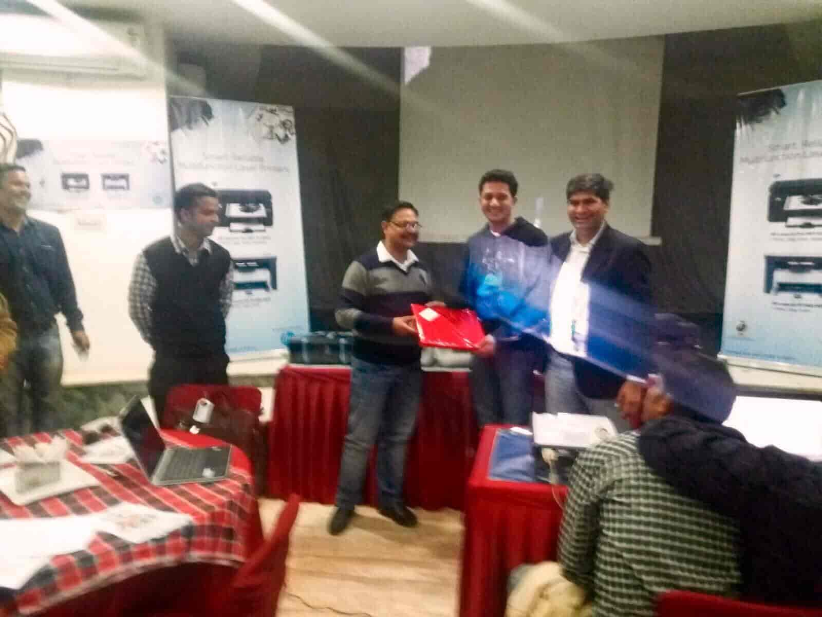 Parasnath Computer in Shukrawari Hills,Sagar - Best Computer Repair ...