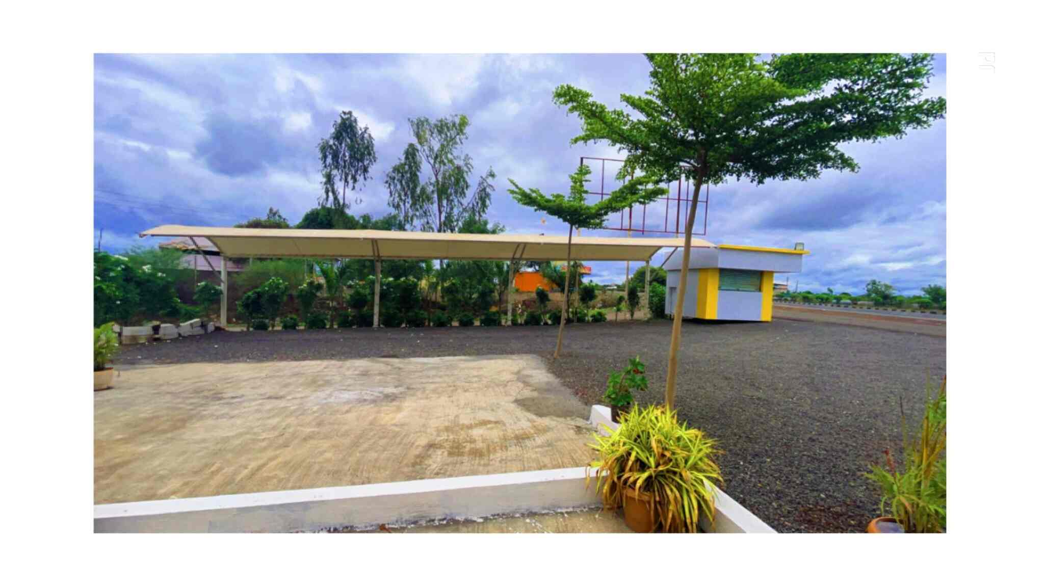 Hotel Sweet & Salty Family Restaurant in Tembhurni Solapur,Solapur ...