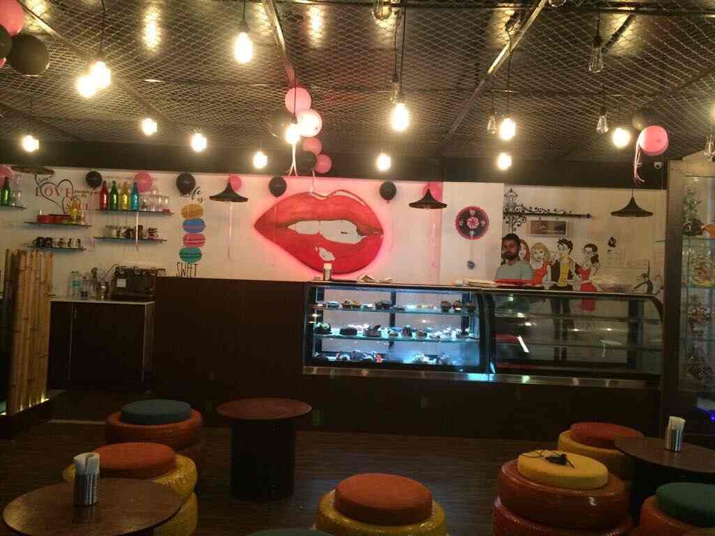 Cafe Temptations in Althan,Surat - Best Coffee Shops in Surat - Justdial