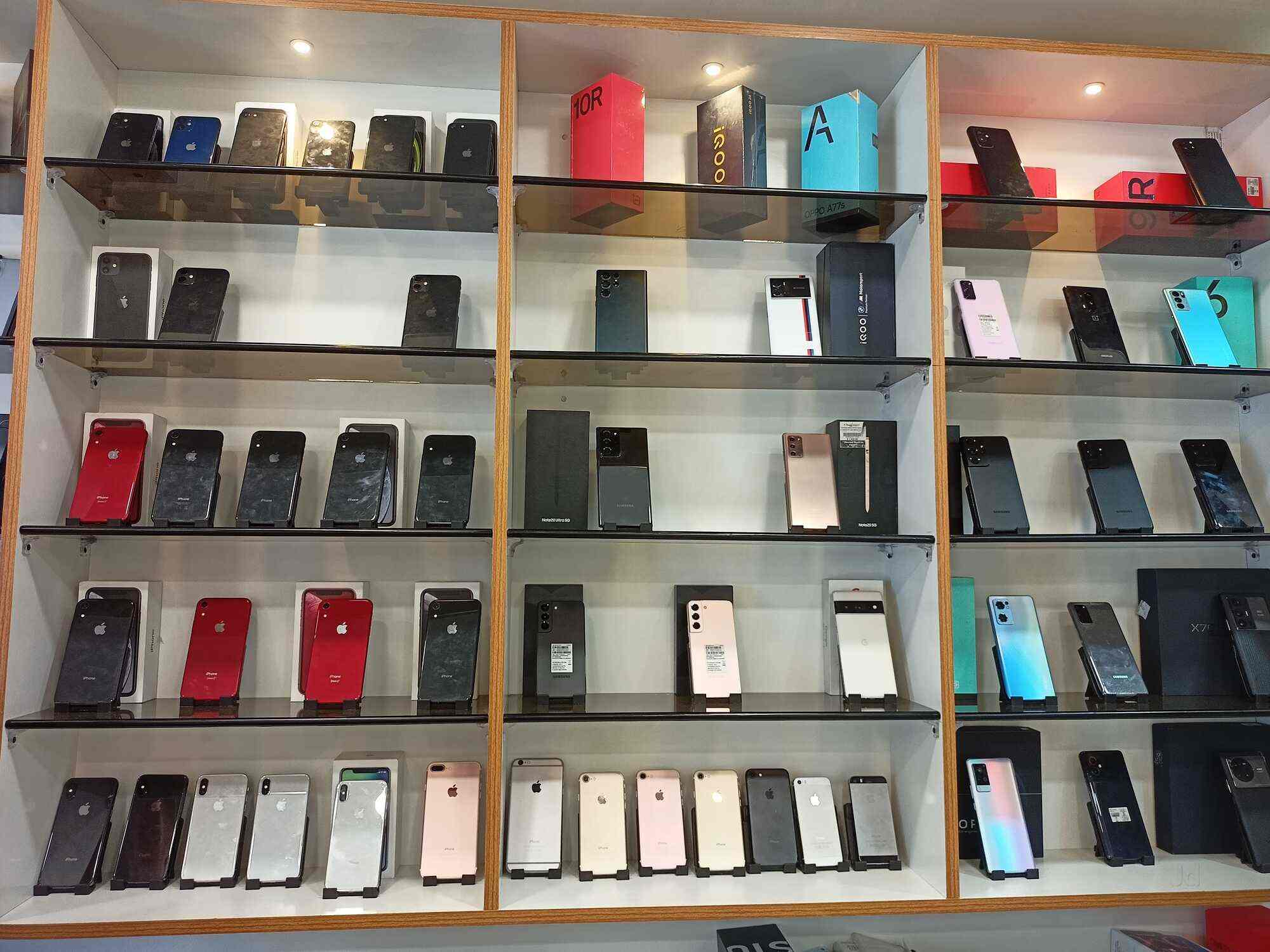 FONE HUB in Bakery Junction Road-Palayam,Thiruvananthapuram - Best ...