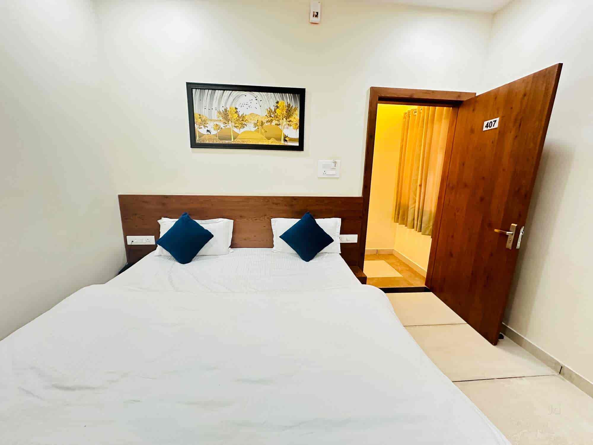 Book Vrindavan Hotel and Restaurant (Closed Down) in Salumber,Udaipur ...