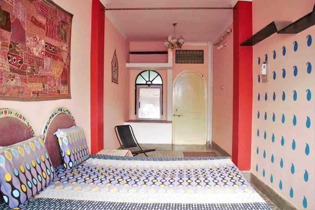 Book Pleasure Guest House in Rao Ji Ka Hata,Udaipur-rajasthan - Best ...