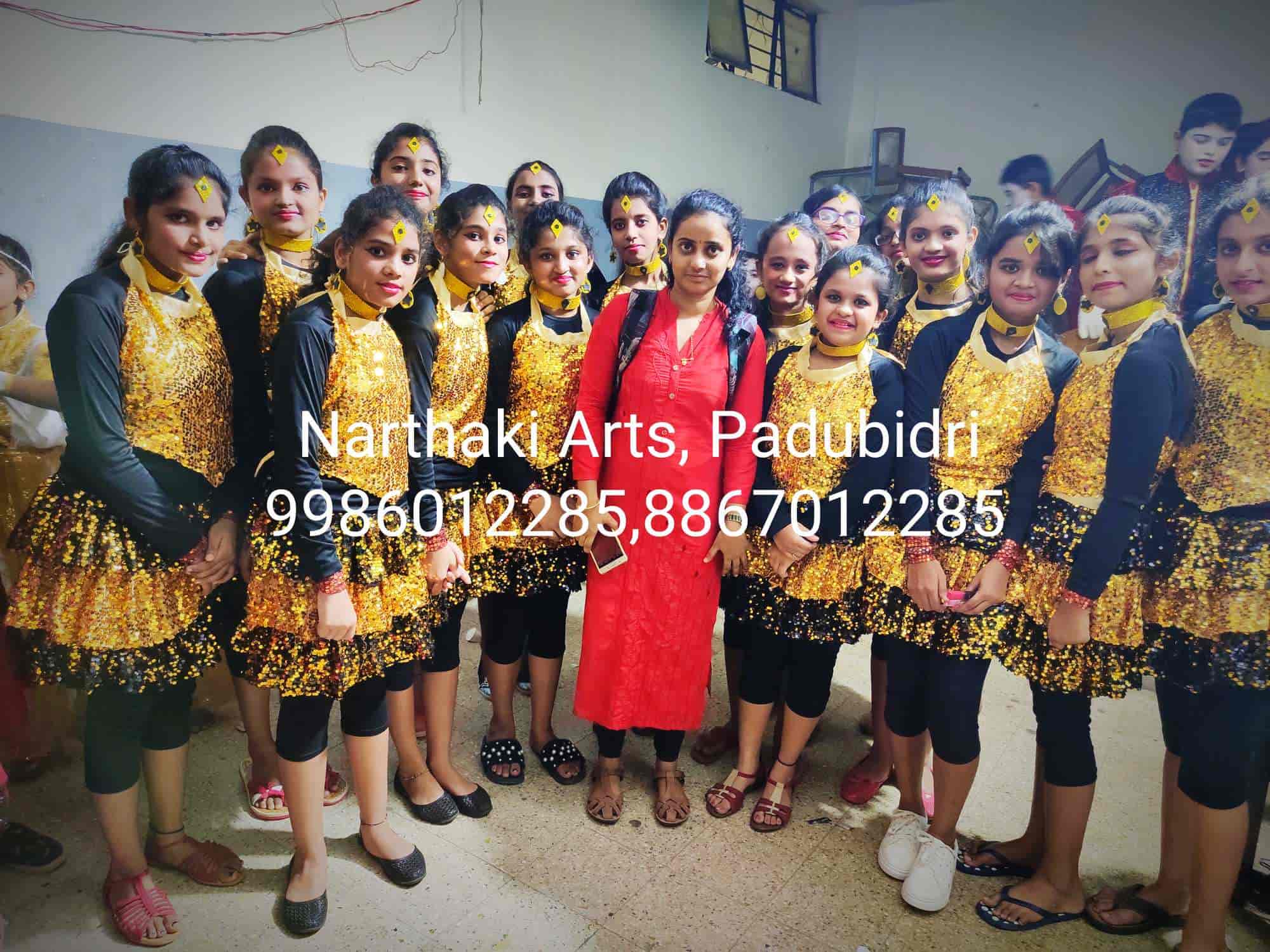 Top Sarees On Rent in Udupi - Best Wedding Saree On Rent - Justdial