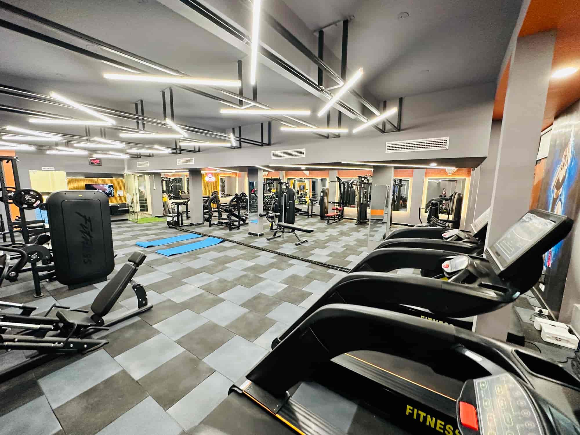 Body Garage Gym in Ujjain Maksi Road,Ujjain - Best Fitness Centres near ...