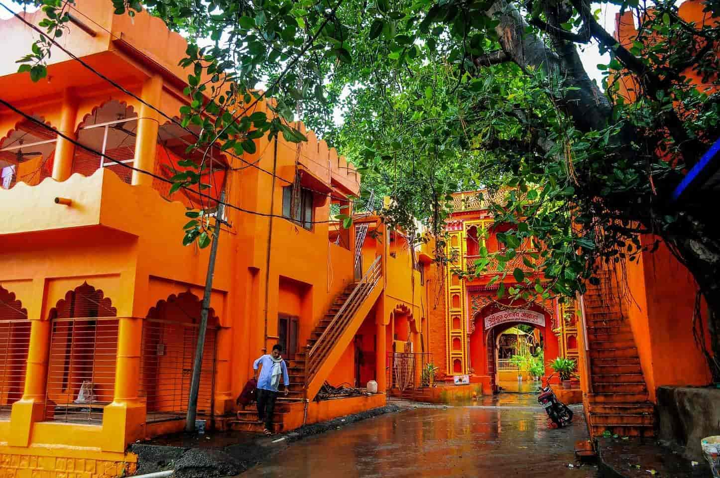 Book Shree Shipra Dham Bhakt Nivas in Ramghat Marg,Ujjain - Best Hotels ...