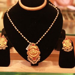 Gandevikar jewellers near me store