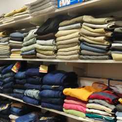 Top Reliance Trends in Kanuru - Best Clothing Stores near me - Justdial