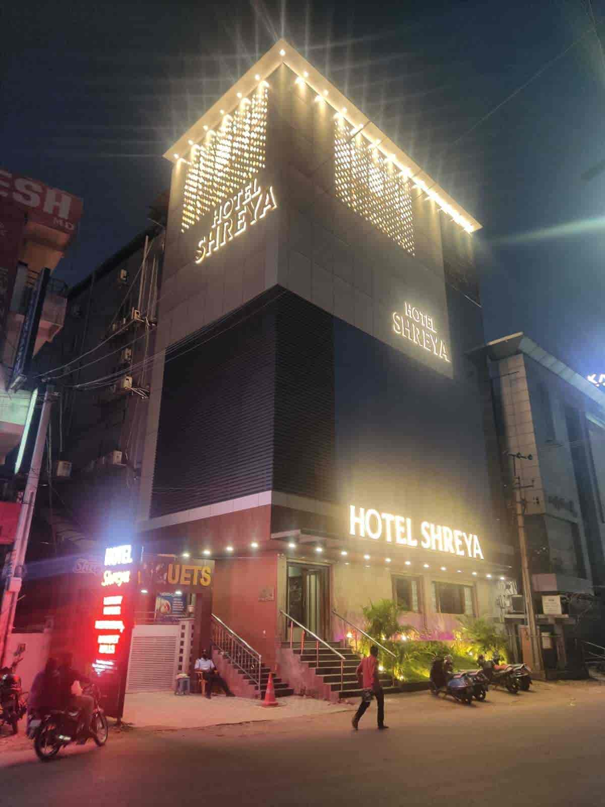 Starts at ₹1,895/night* - Book Hotel Shreya in Hanamkonda,Warangal ...