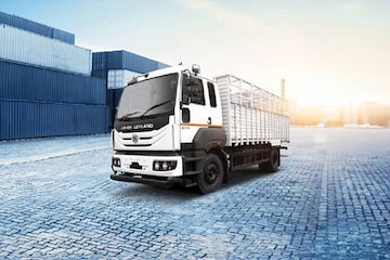 ASHOK LEYLAND Chassis With Cabin 6 Tyres Truck in India - Dealers ...