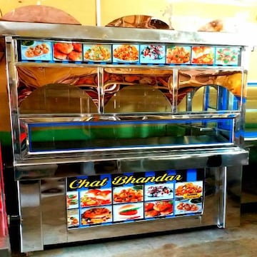 chaat counter