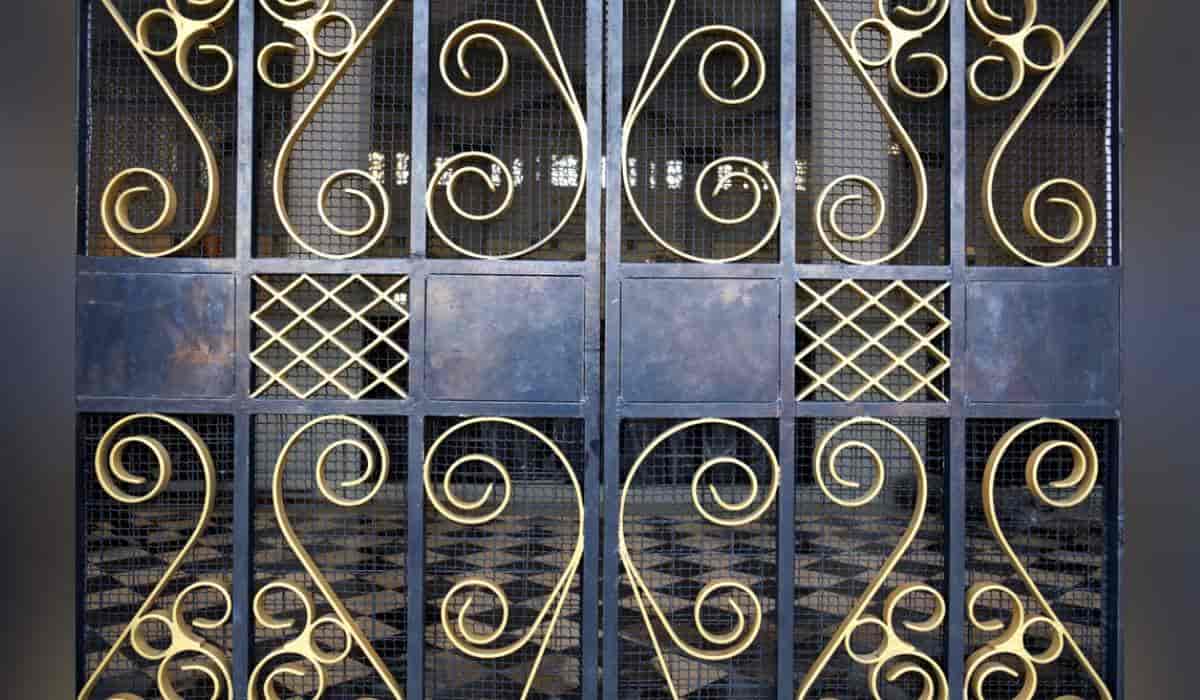 Main Door Grill Gate - Stylish, Durable & Secure - Justdial Verified