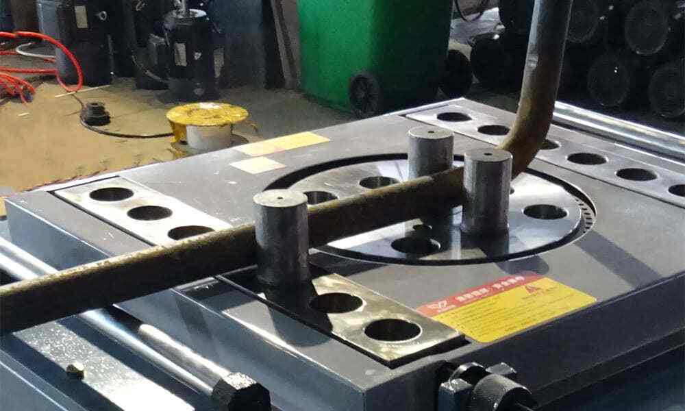Hydraulic busbar bending machine in Chennai - Precision, Durable ...