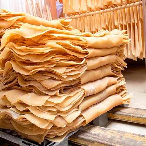Raw rubber buyers store