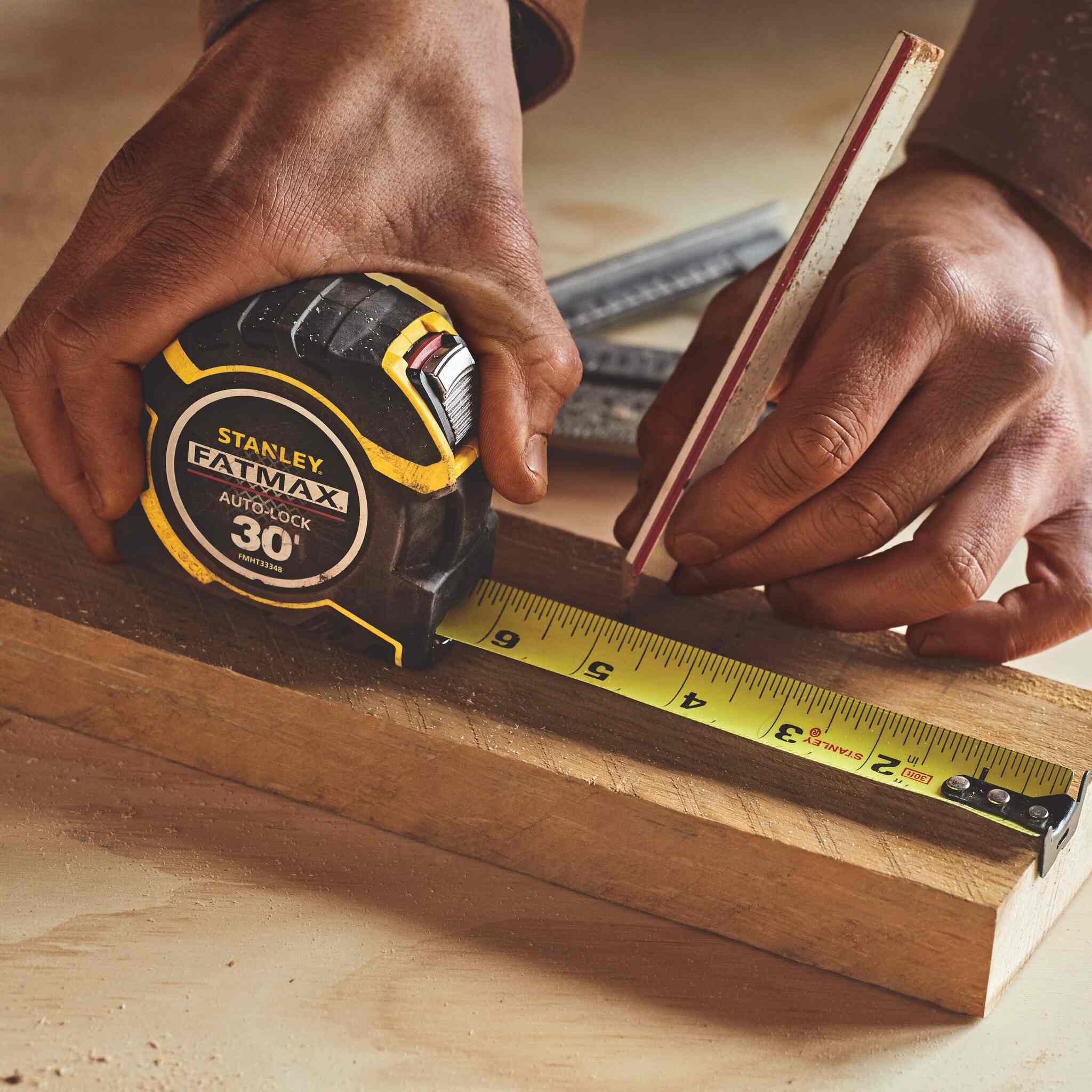 Stanley Gold Locks Get Best Price from Manufacturers Suppliers in India
