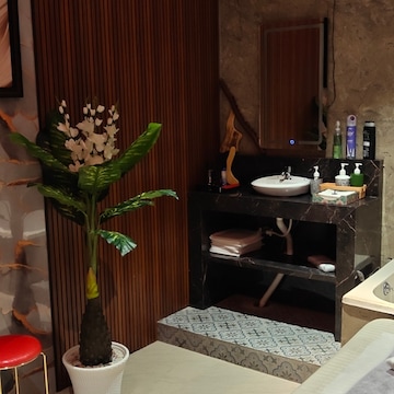Top Massage Spas in Agra - Best Massage Centres - Justdial
