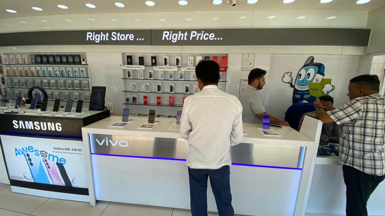 Phone Wale in Sola,Ahmedabad - Best Mobile Phone Dealers near me in ...