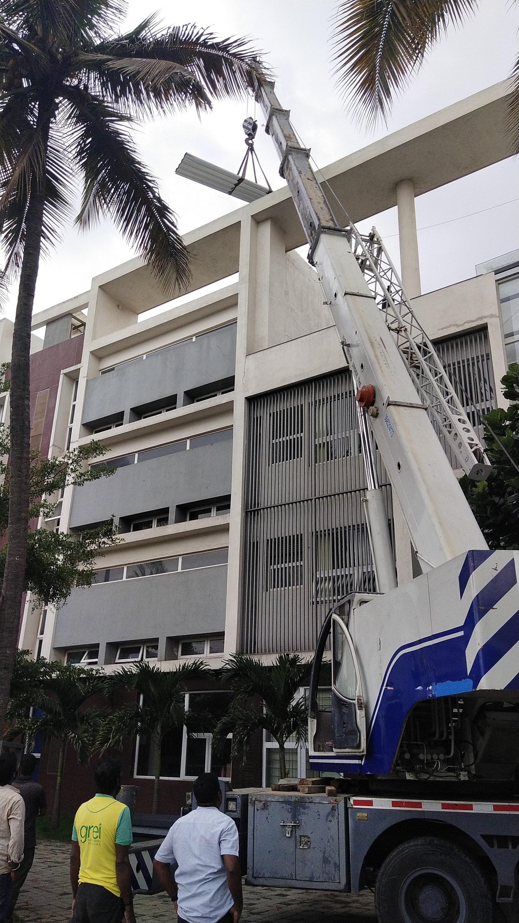 Sms Roadways Crane Service in Kanakapura Road, Bangalore - Best Crane Service Providers in ...