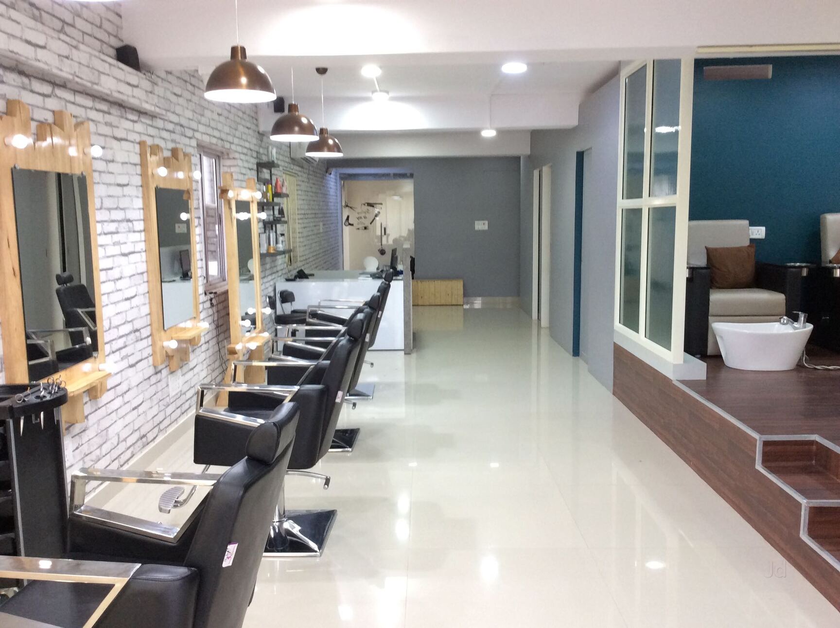 Grooming Galore Unisex Salon in Hsr Layout Sector 2,Bangalore - Best ...