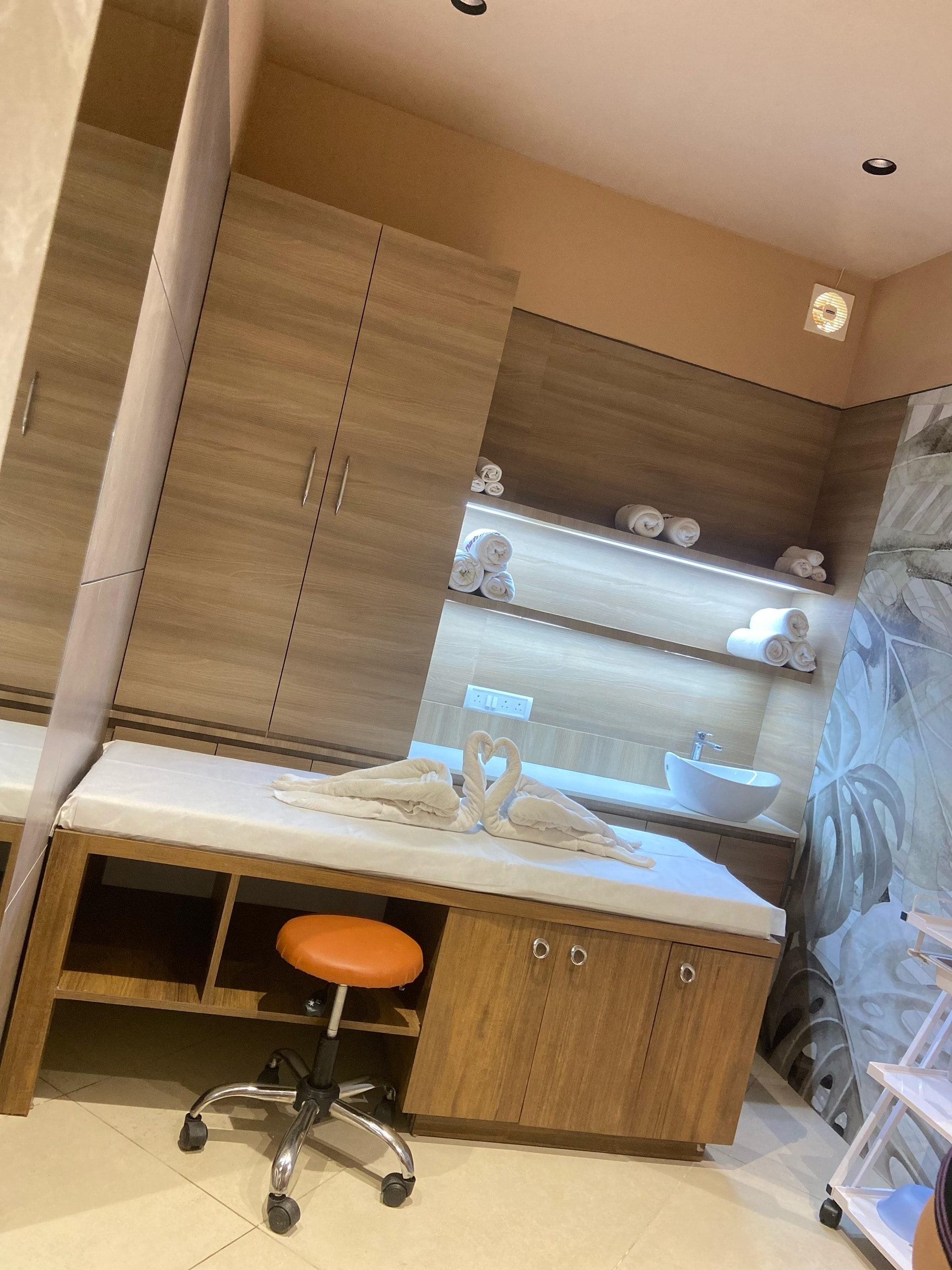 Naturals Salon in Yelahanka,Bangalore - 𝗩𝗶𝗲𝘄 𝗢𝗳𝗳𝗲𝗿𝘀 - Beauty Parlours ...