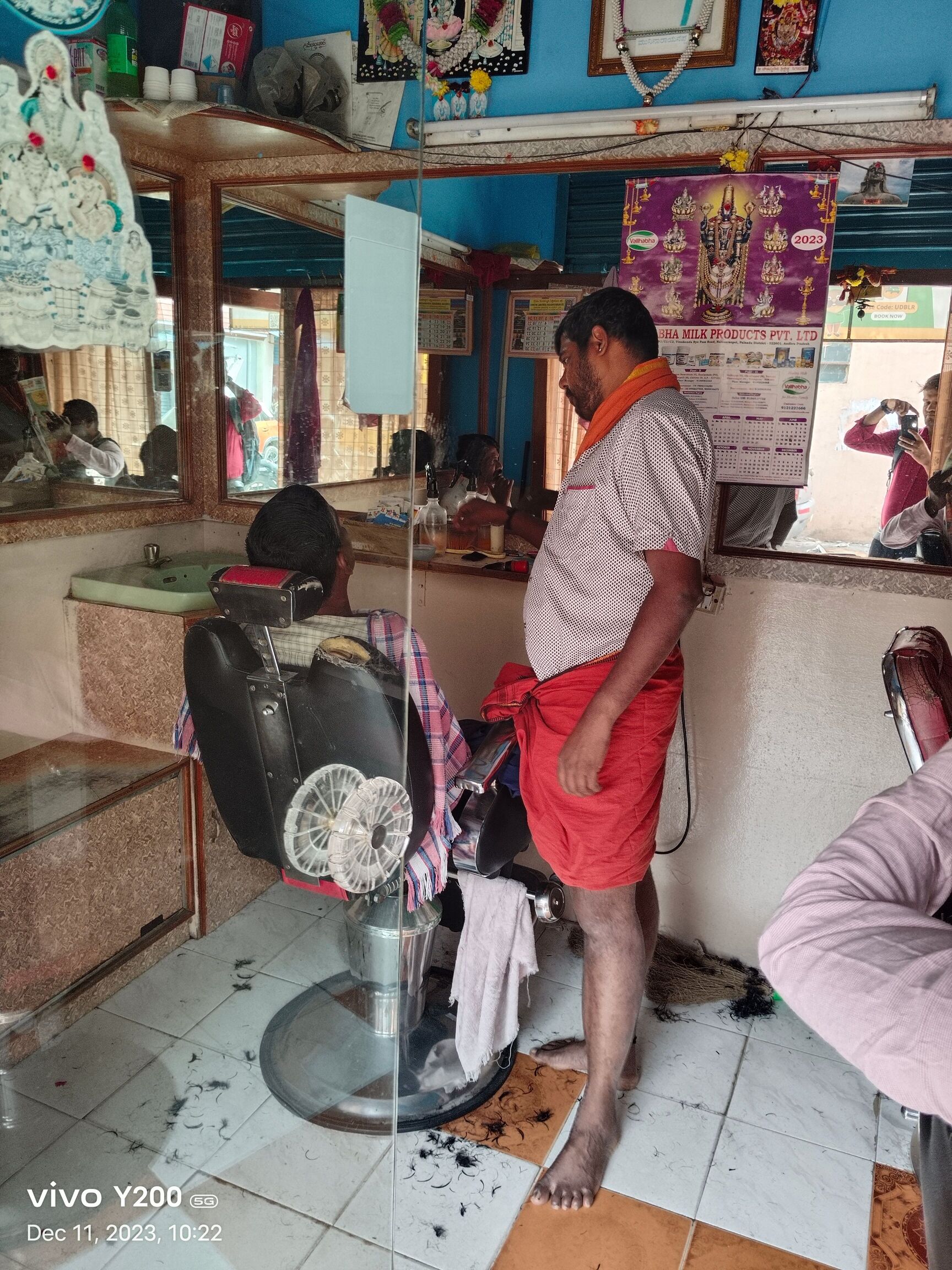Sri Gurukrupa Gents Parlour in Electronic City,Bangalore - Best Beauty ...