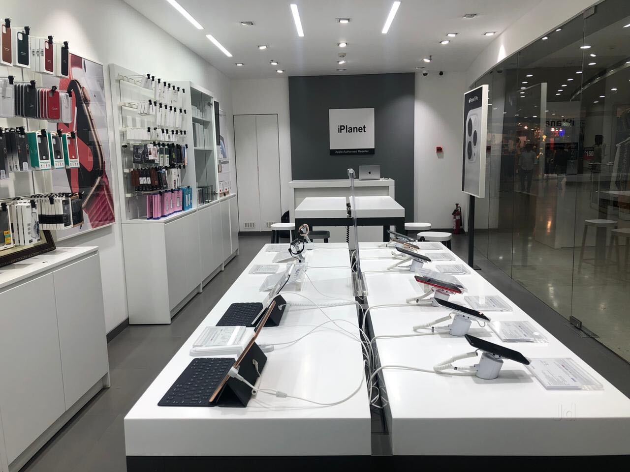 Iplanet near me store