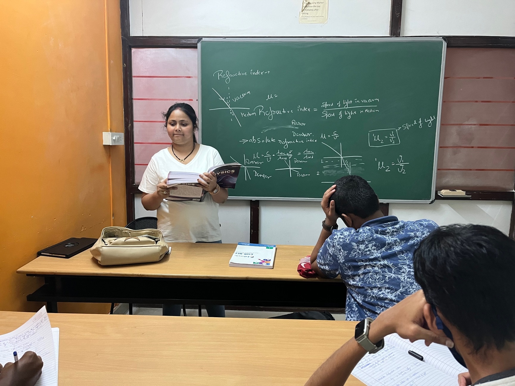 Elite IIT in Jayanagar,Bangalore - Best Tutorials For BE near me in Bangalore - Justdial