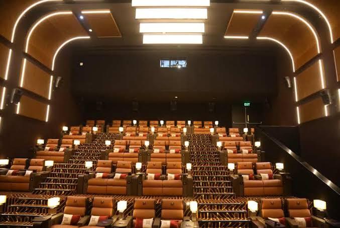 INOX Cinemas (Chandra Metro Mall) in Virugambakkam,Chennai - Movie ...