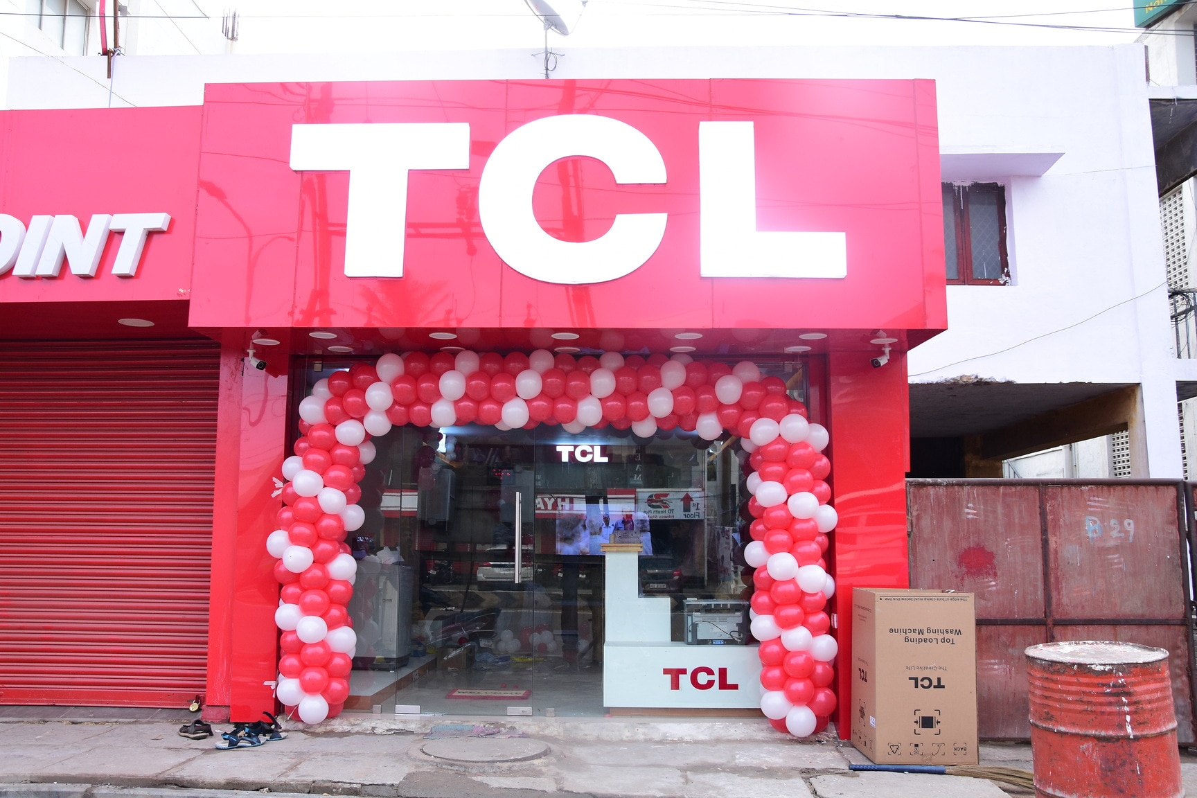 TCL Exclusive Showroom in Mogappair West,Chennai - Best TV Dealers near ...