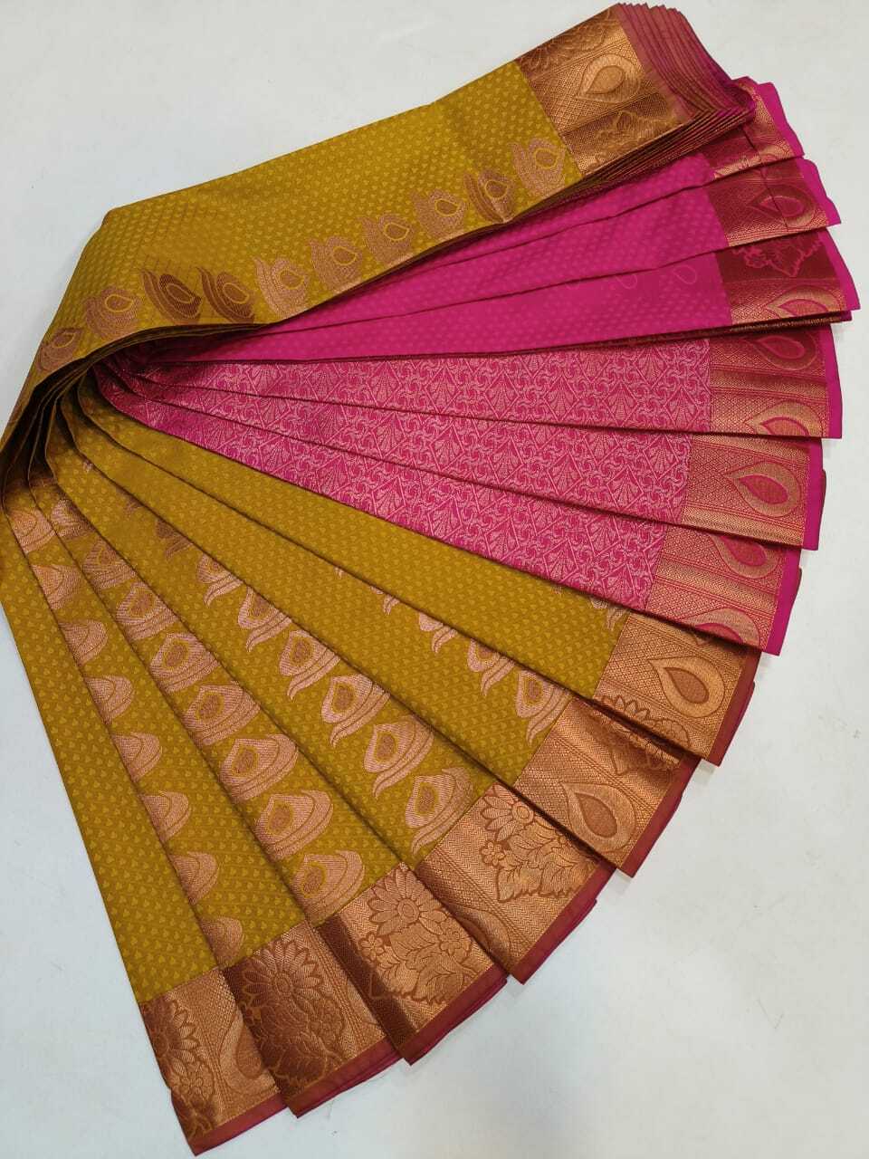 Catalogue - Valar Thaiyalnayagi Sarees in Coimbatore - Justdial