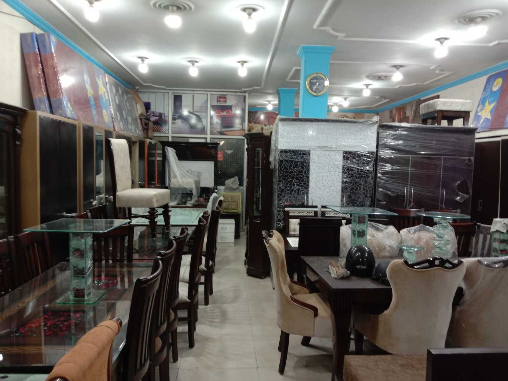 Ramesh furniture mangolpuri store