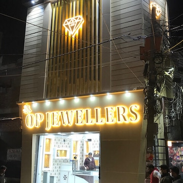 Op jewellers store