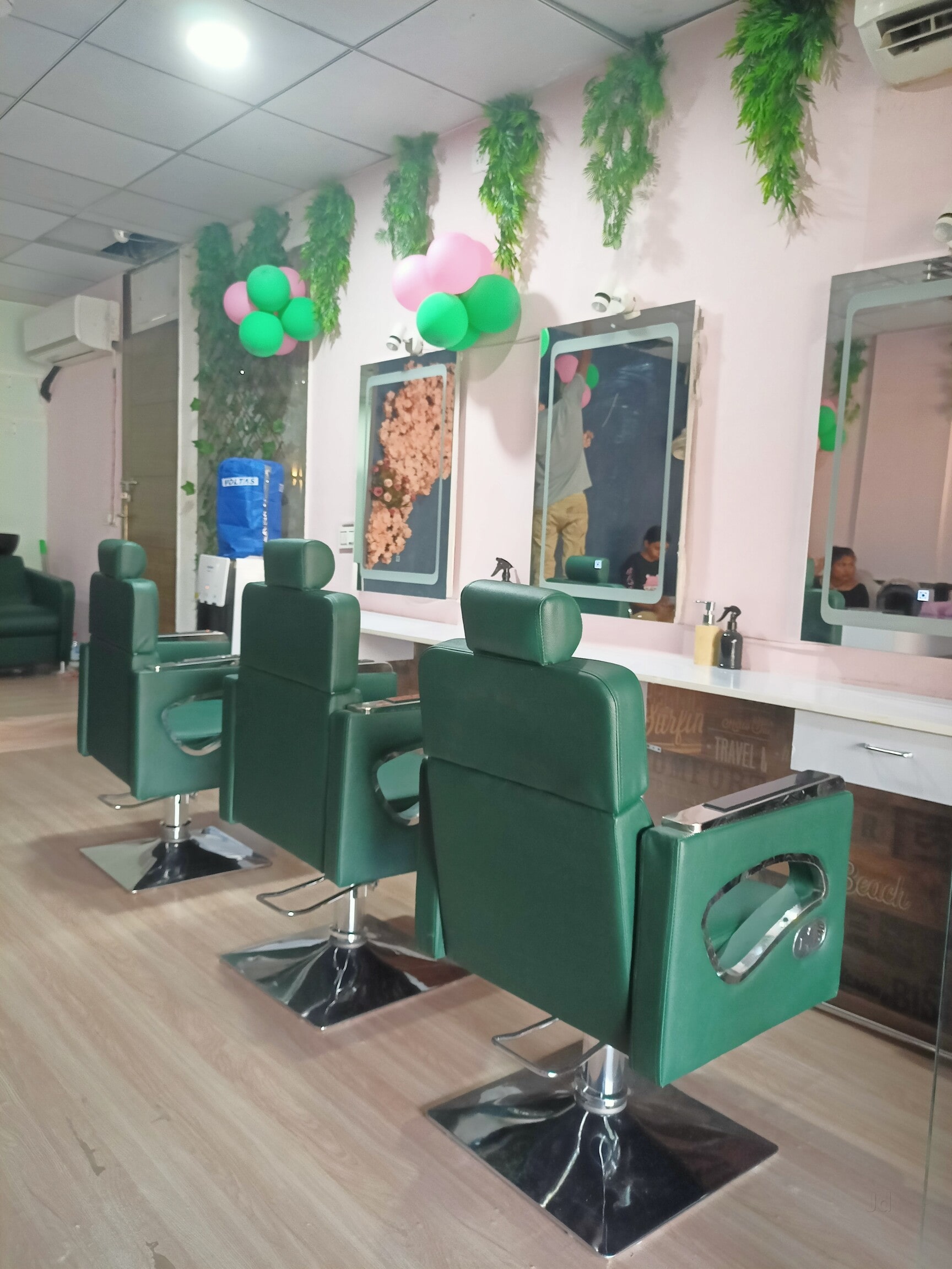 Instinct Beauty Salon By Snigdha in Kalkaji,Delhi - Best Women Beauty ...