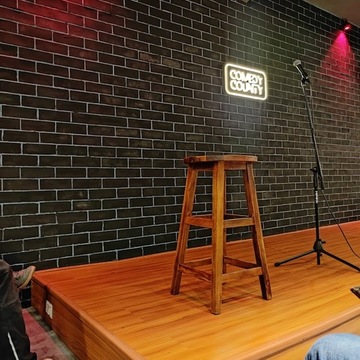 Top Comedy Clubs in Delhi near me - Justdial