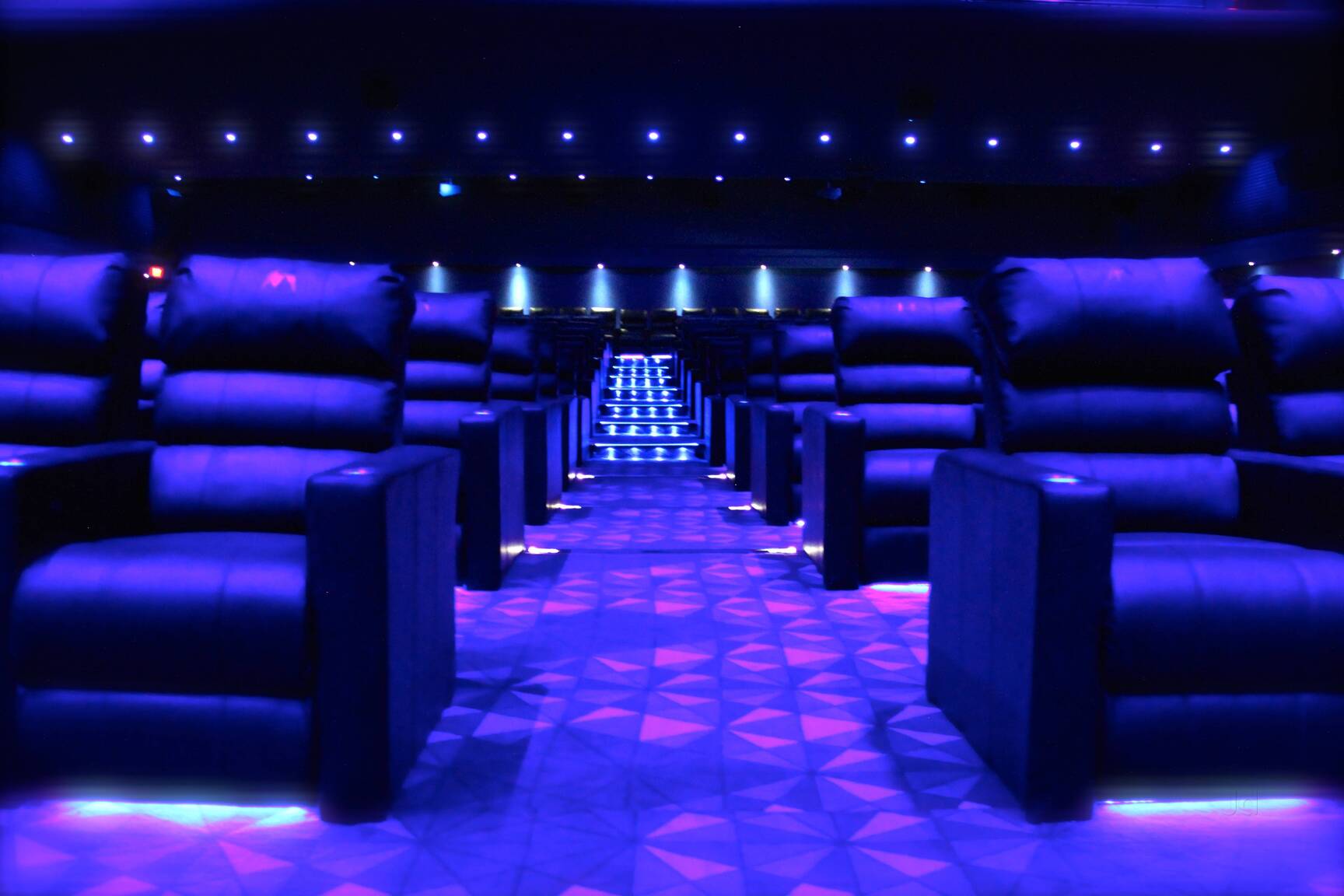 127 Photos of M Cinemas in East Of Kailash, Delhi - Justdial