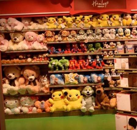 Hamleys saket store
