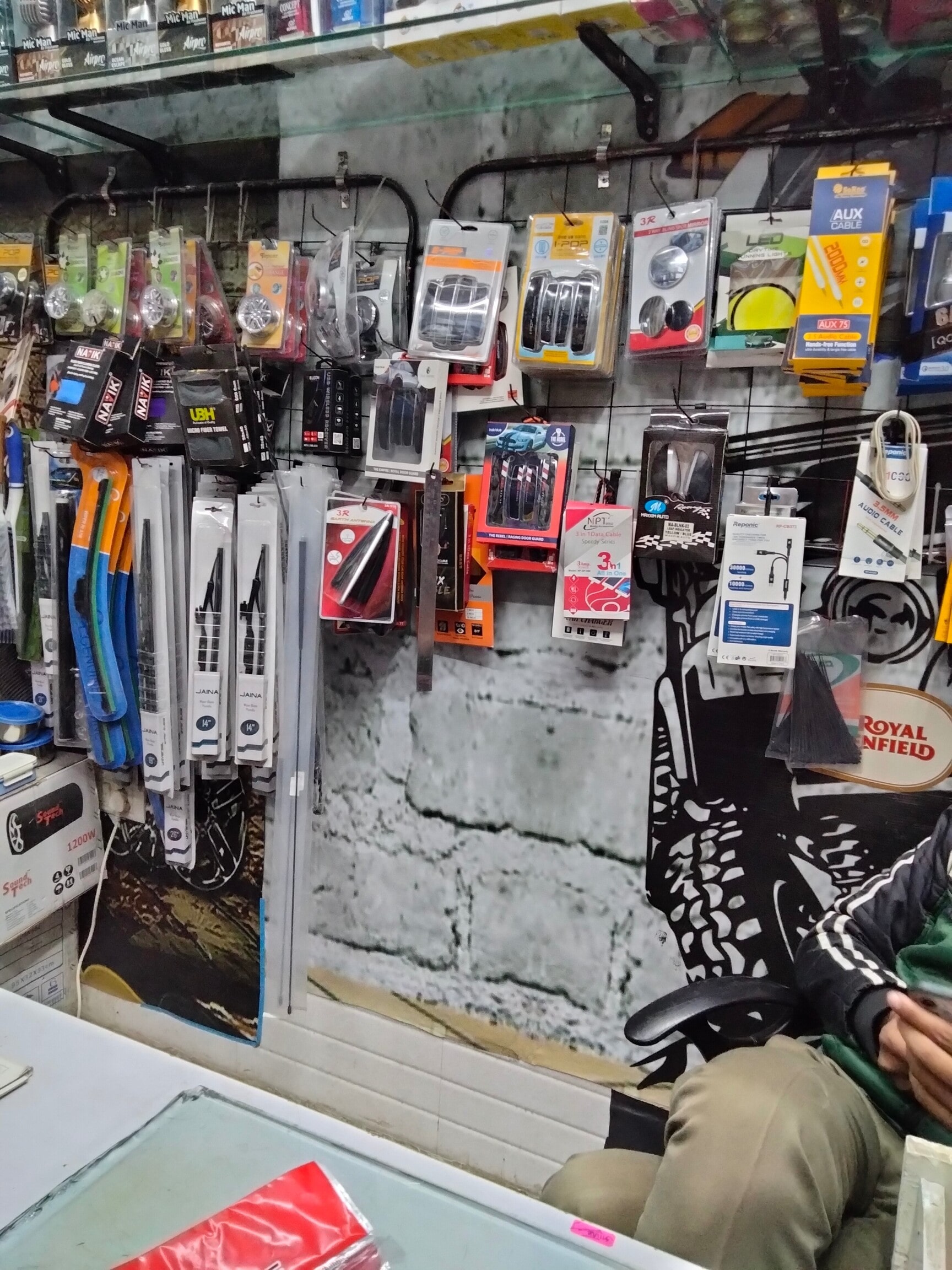 Car accessories in indirapuram store