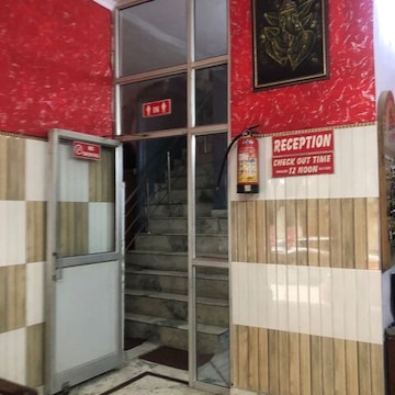 Book Golden Guest House in Nizamuddin East,Delhi - Best Guest House ...
