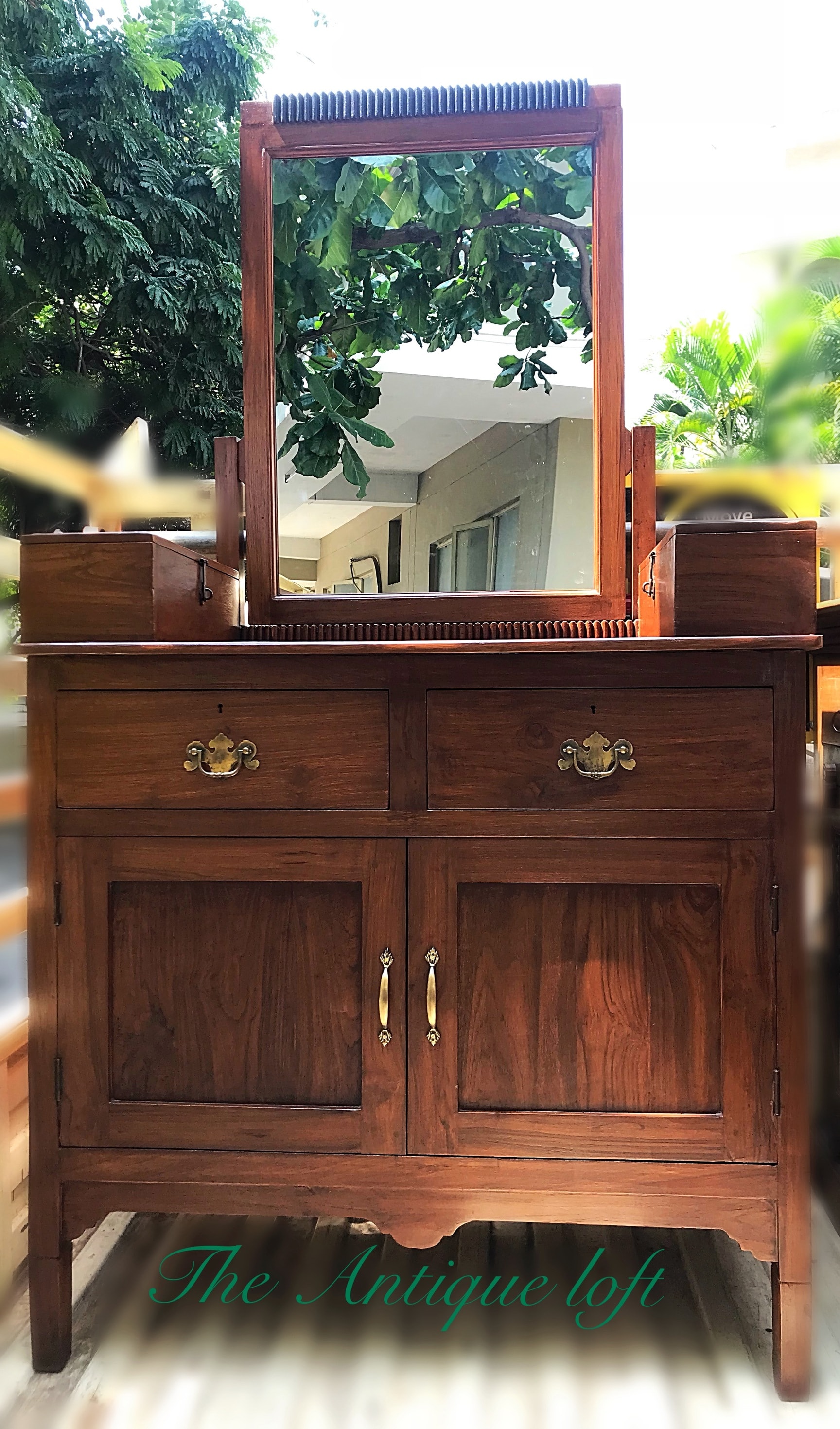 Affordable antique furniture store