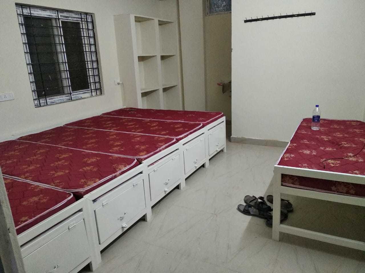 Trr Executive Ladies Hostel in Kukatpally,Hyderabad - Best Hostels near ...